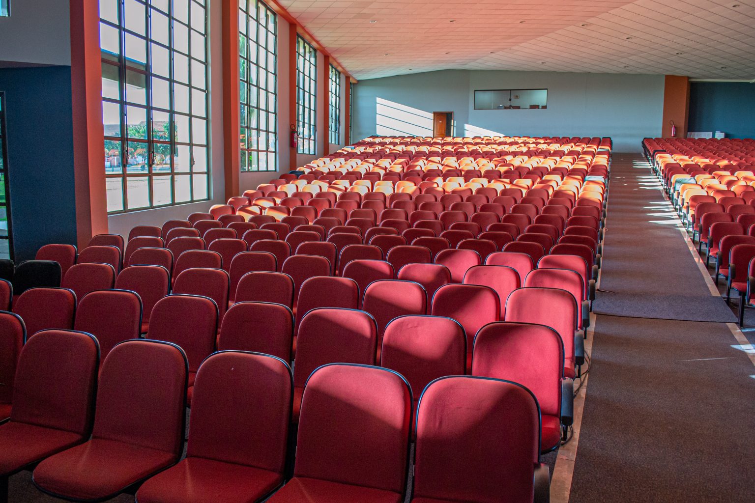 How to Calculate Seating Capacity for a Church - Church Chairs by ComforTek